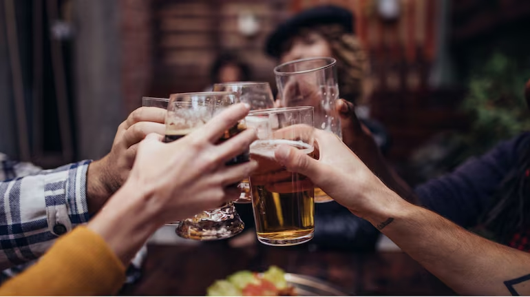 Why Alcohol Affects Women More Than Men: The Science Behind Faster and ...