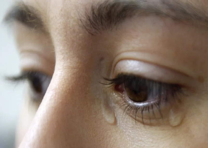 Health Tips - Crying has many health benefits, learn about them ...