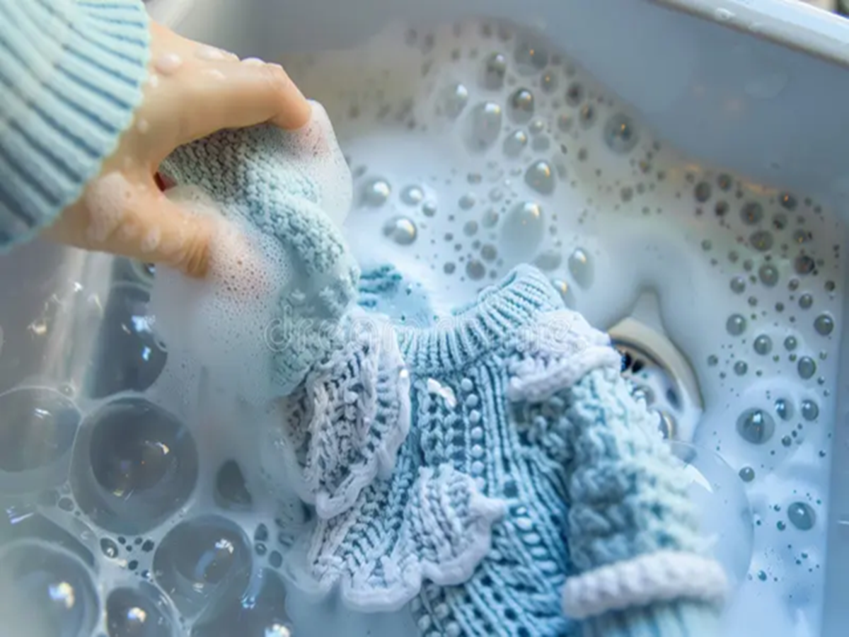 Hand-wash clothes: Expensive clothes will get ruined in the machine ...